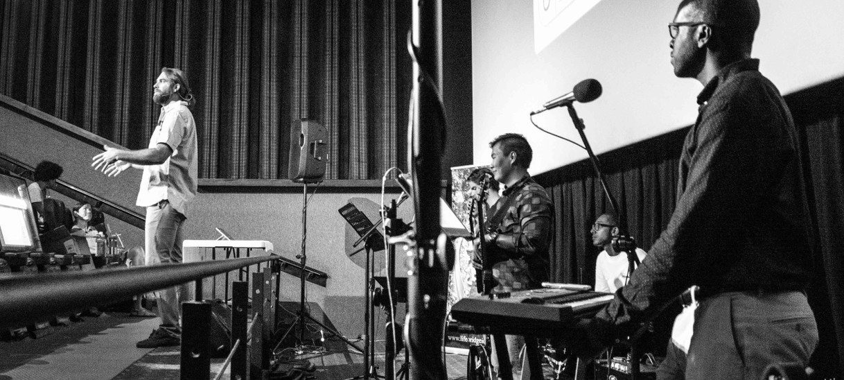 Sunday Gathering – LifeBridge International Church